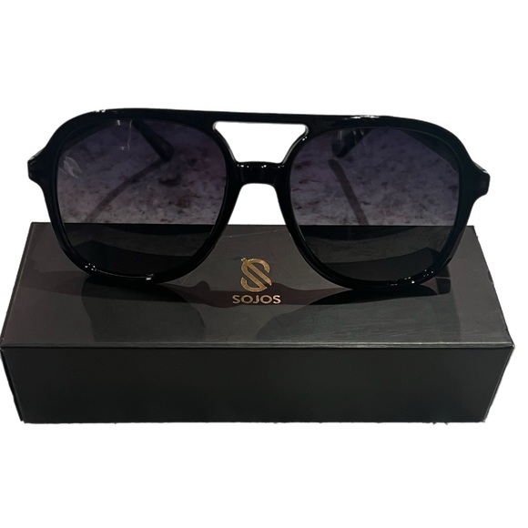 Sojos | Accessories | Nib Sojos Retro Square Sunglasses In Blackgrey | Poshmark